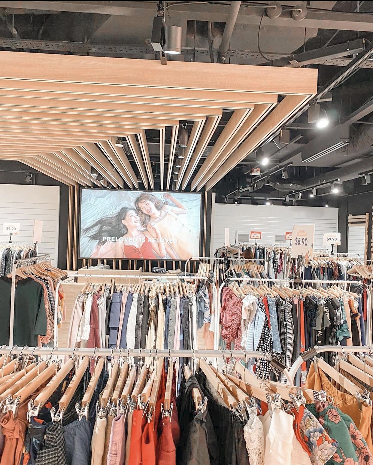 Interview with REFASH - The Sustainability Project